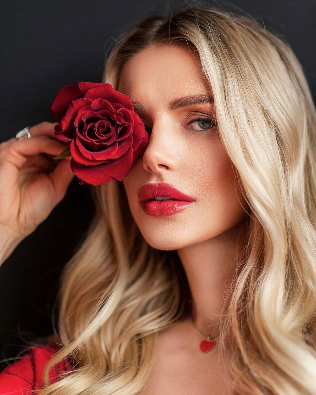 Meet 37 y.o. Juliana from Rivne, Ukraine Online - ID 11837572 - UaDates