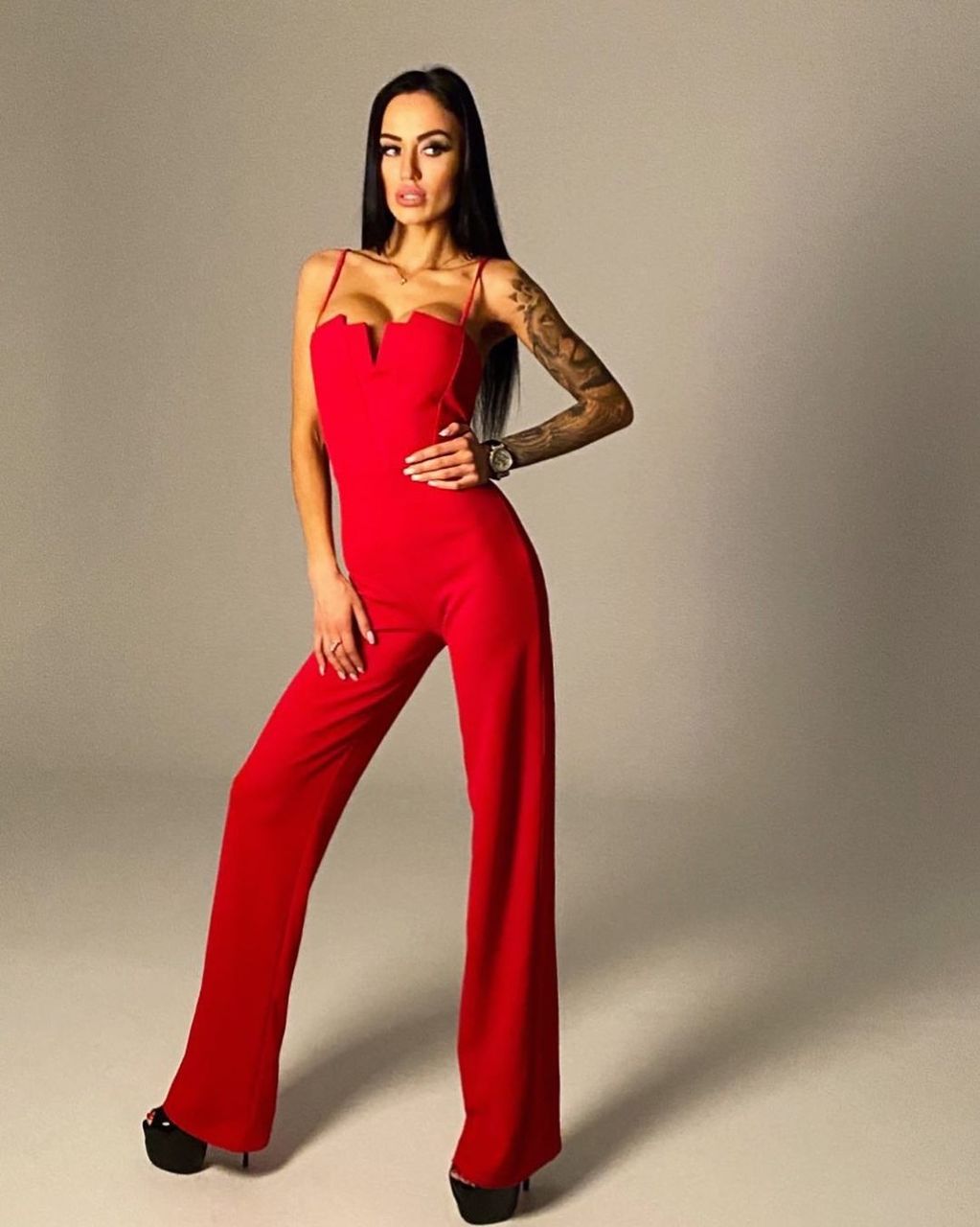 28 y.o. Veronika from Kyiv, Ukraine - Blue eyes, Black Hair - ID 815414 ...