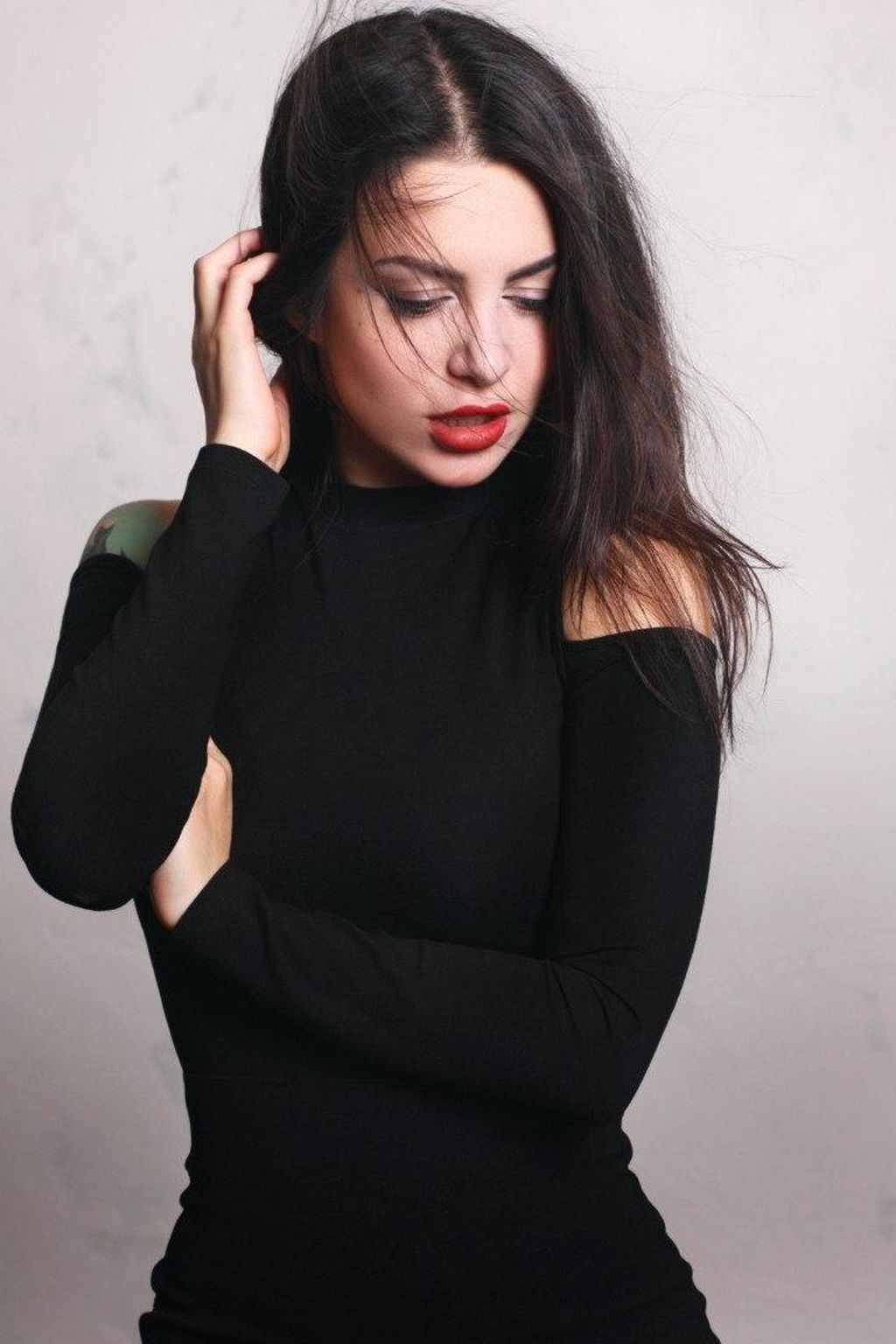 24 y.o. Eva from Moscow, Russia - Brown eyes, Black Hair - ID 816276 ...