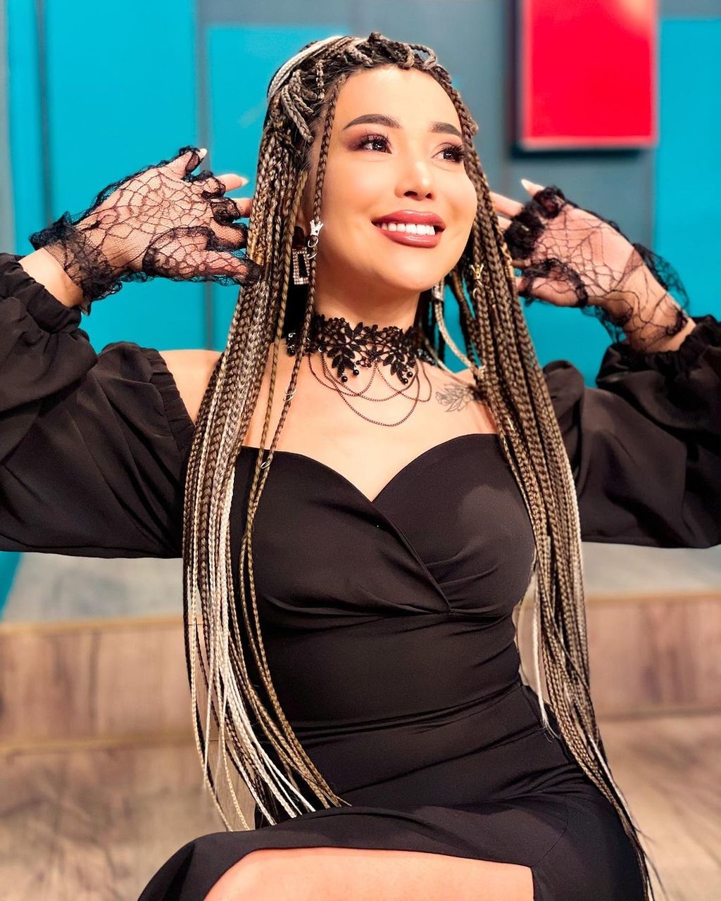 34 y.o. Zukhra from Almaty, Kazakhstan - Brown eyes, Brown Hair - ID ...