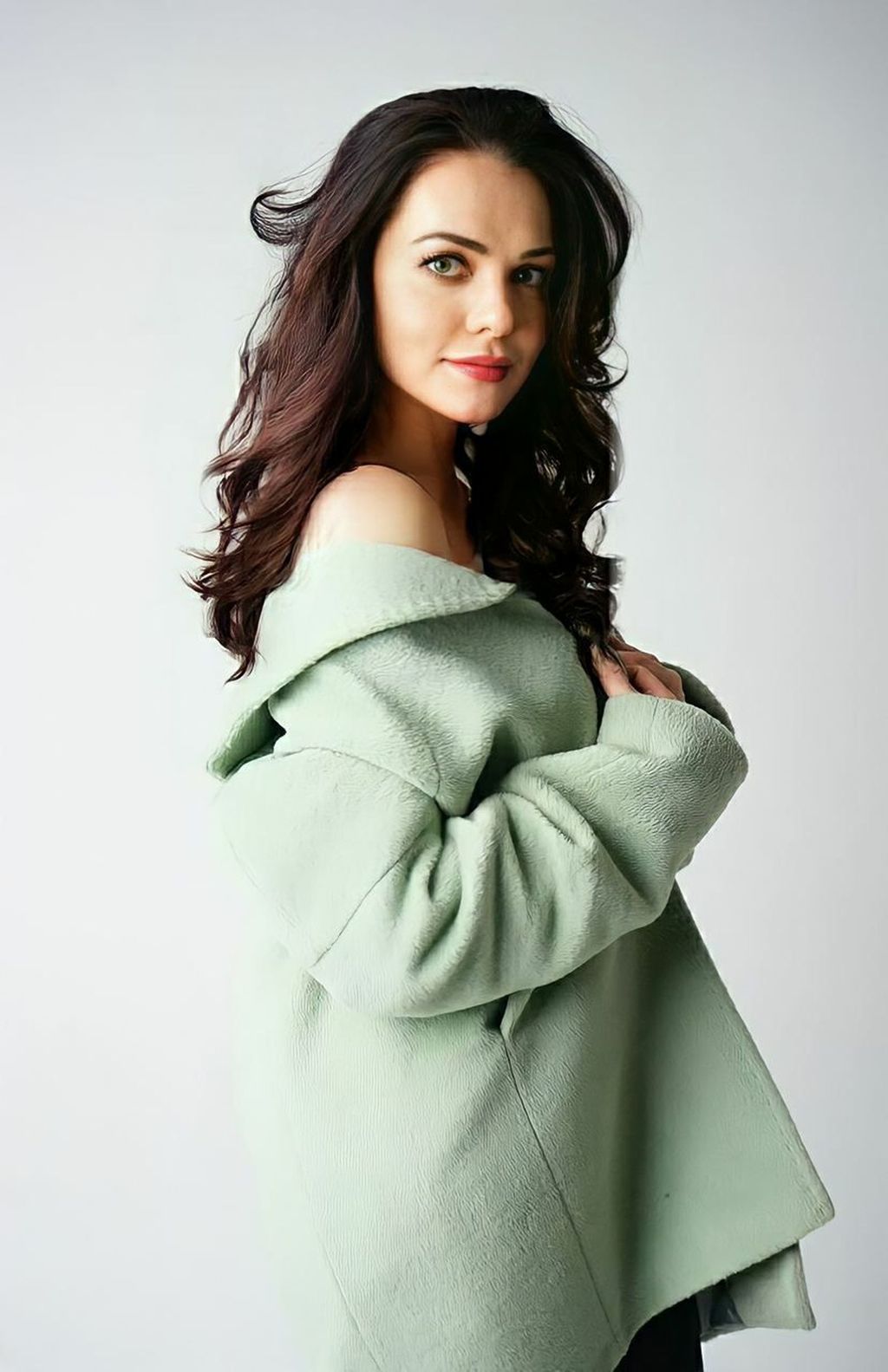 45 y.o. Olya from Moscow, Russia - Gray eyes, Black Hair - ID 827780 ...