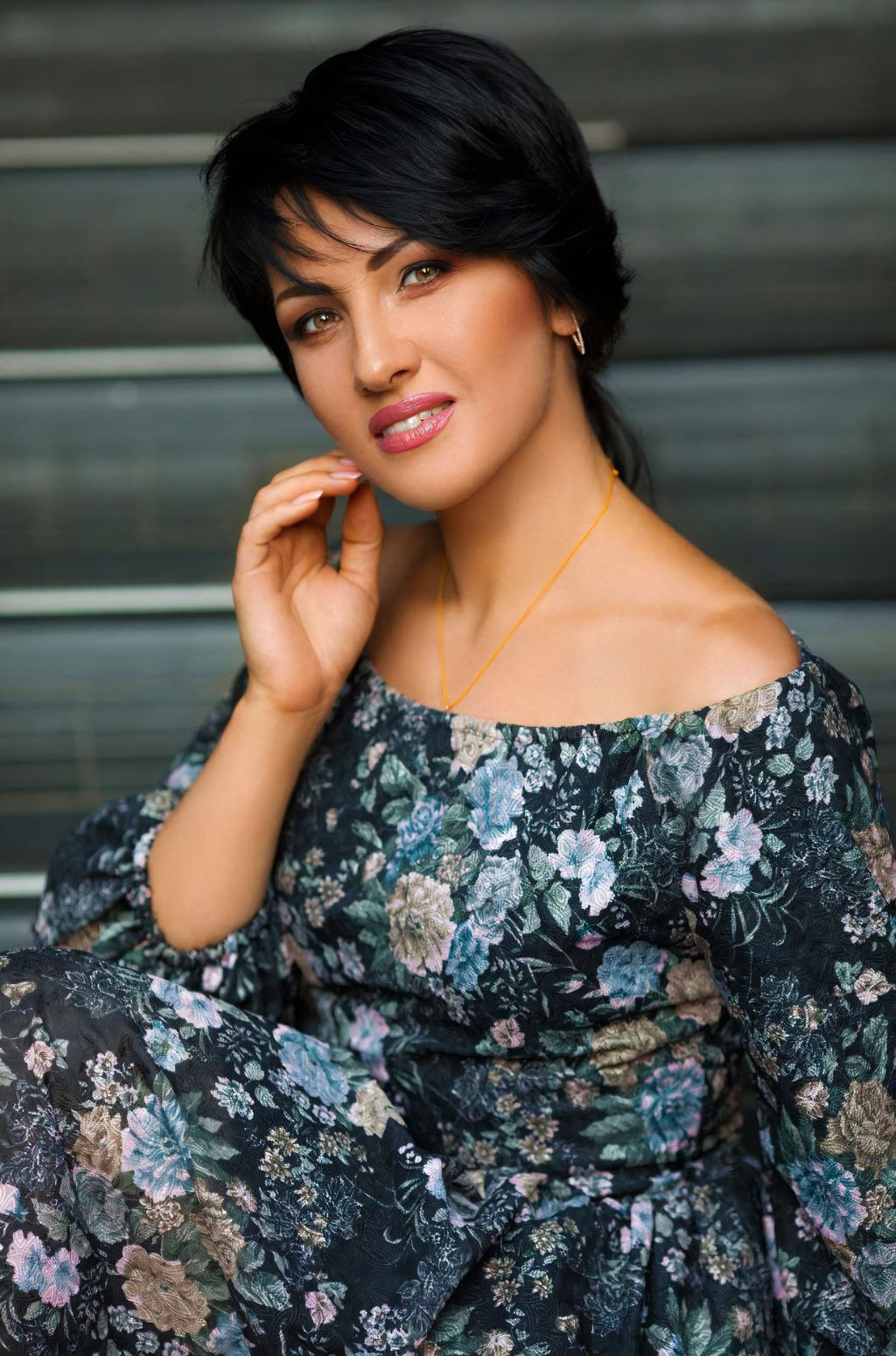 40 y.o. Victoria from Kyiv, Ukraine - Hazel eyes, Black Hair - ID ...