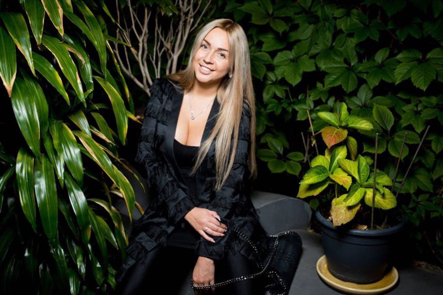 35 y.o. Polina from Kyiv, Ukraine - Gray eyes, Blond Hair - ID 832967 ...