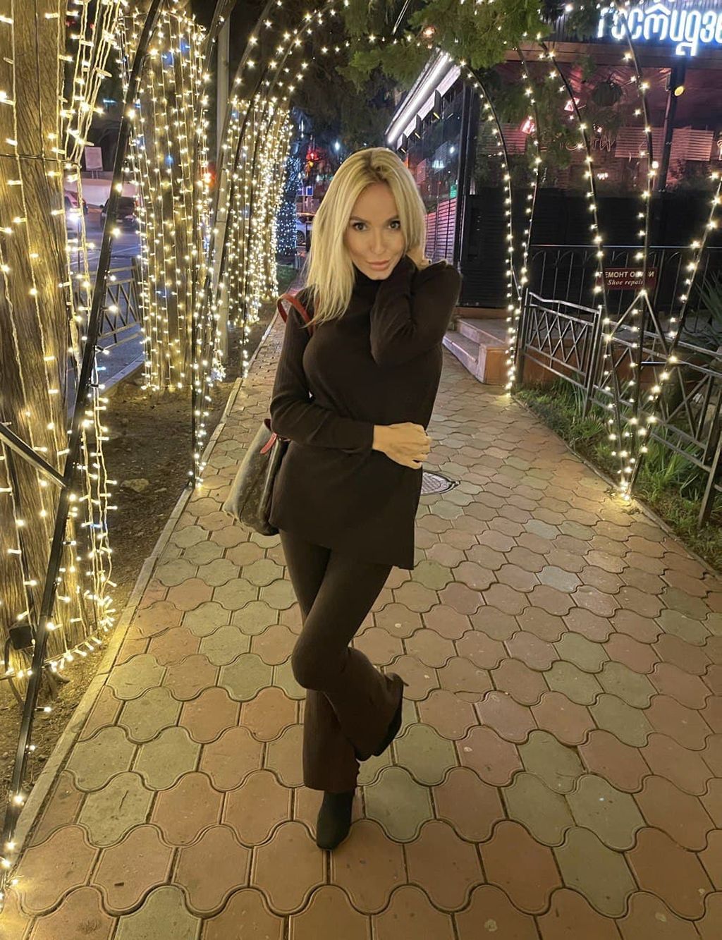 34 y.o. Angela from Sochi, Russia - Blue eyes, Blond Hair - ID 833892 ...
