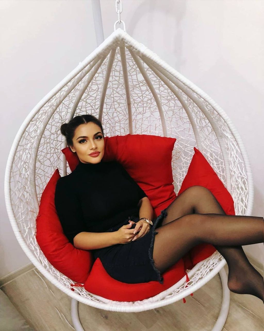 29 y.o. Andreea from Bucharest, Romania - Brown eyes, Blond Hair - ID ...