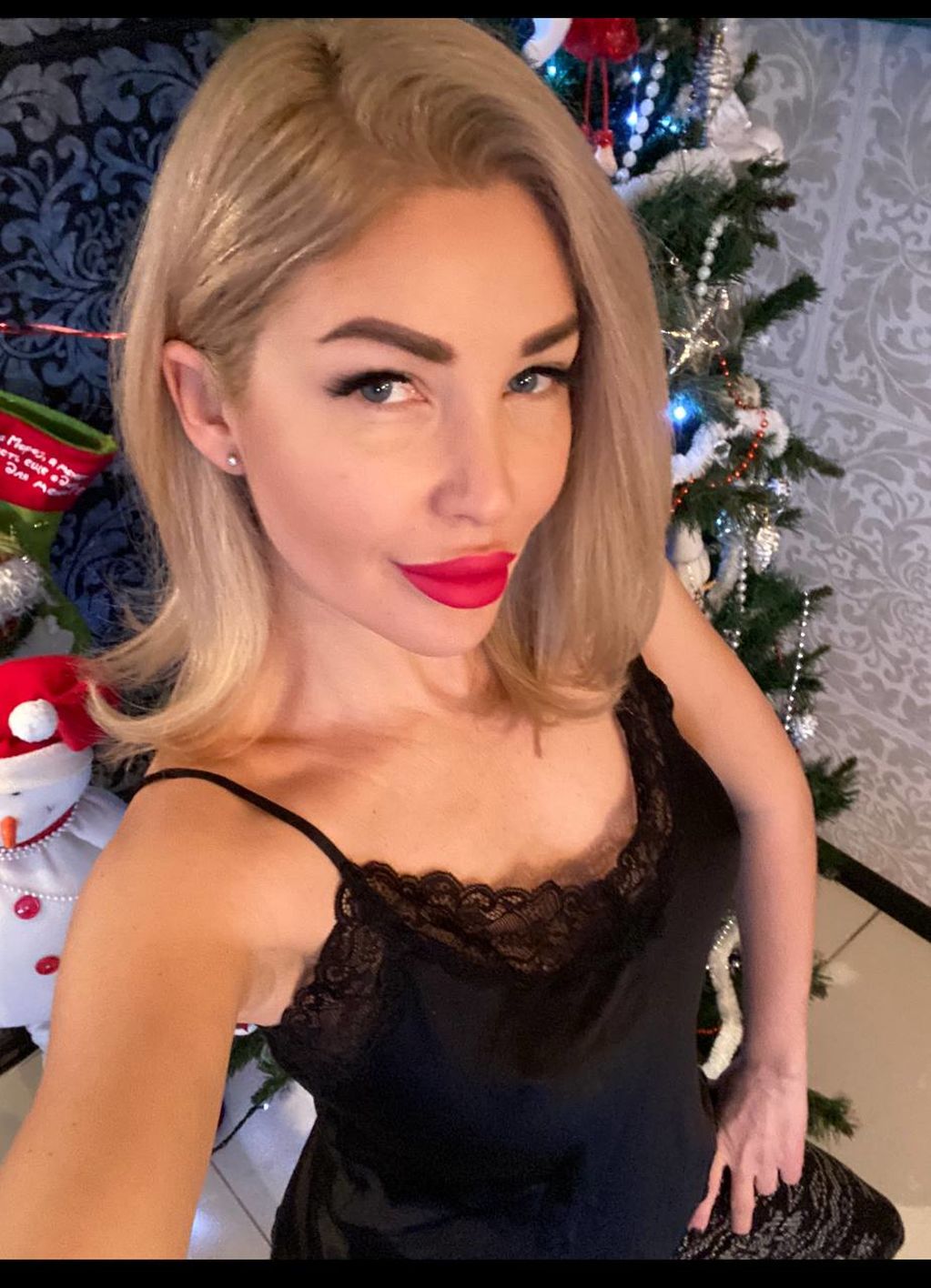 43 y.o. Nadezhda from Kyiv, Ukraine - Blue eyes, Blond Hair - ID 849737 - GoldenBride.net