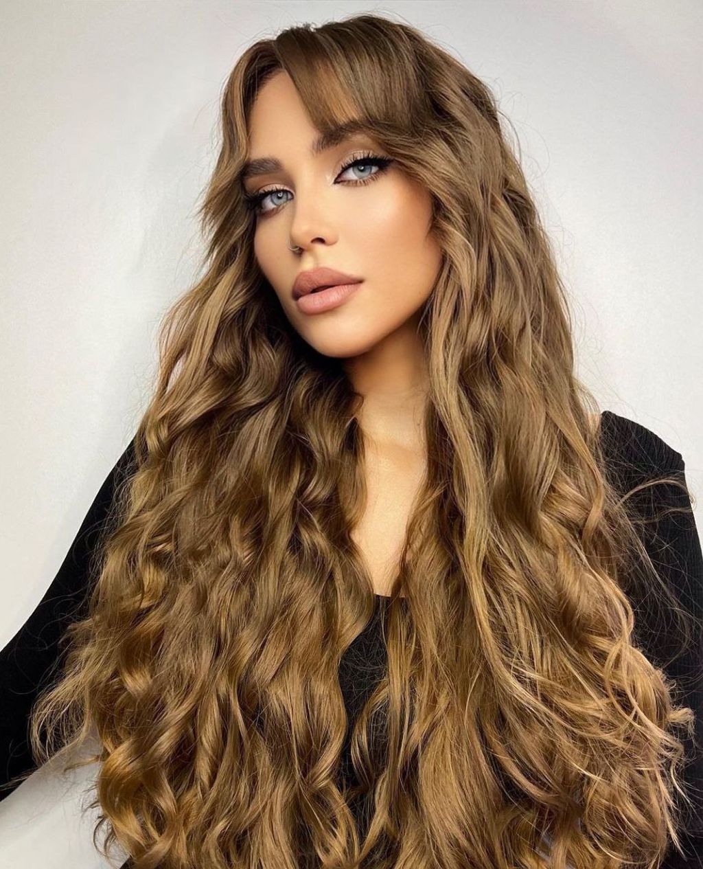 26 y.o. Daria from Kharkiv, Ukraine - Green eyes, Brown Hair - ID ...