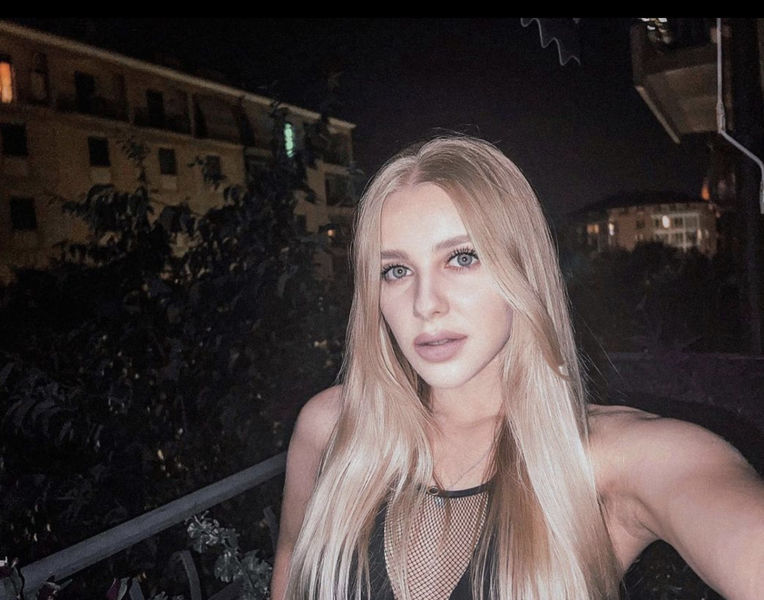 21 y.o. Anastasiia from Kyiv, Ukraine - Blue eyes, Blond Hair - ID ...