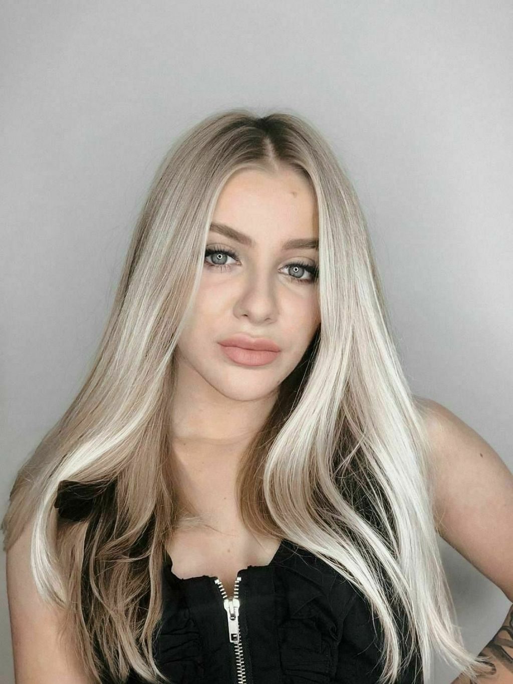 20 y.o. Anastasiia from Kyiv, Ukraine - Blue eyes, Blond Hair - ID ...