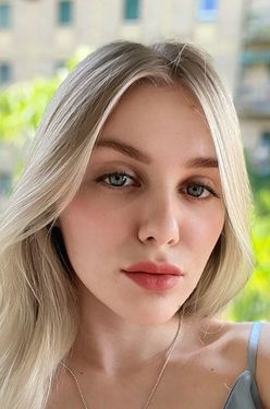 22 y.o. Anastasiia from Kyiv, Ukraine - Blue eyes, Blond Hair - ID 859006 - GoldenBride.net