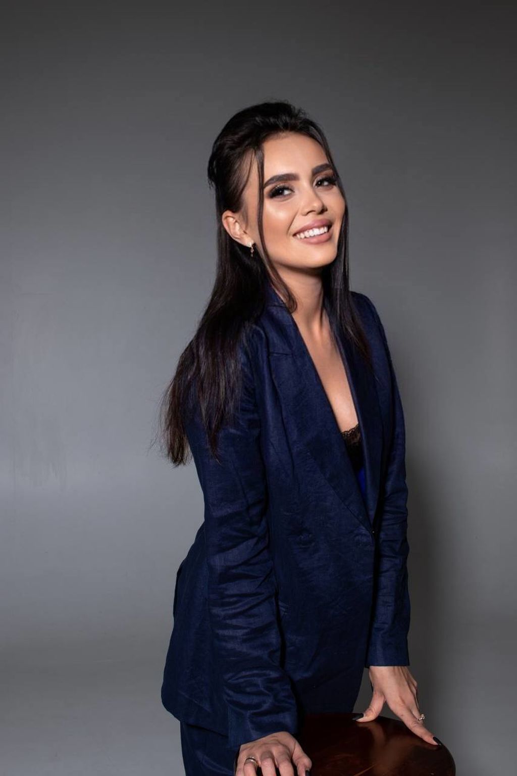 36 y.o. Lidia from Innsbruck, Austria - Hazel eyes, Black Hair - ID ...