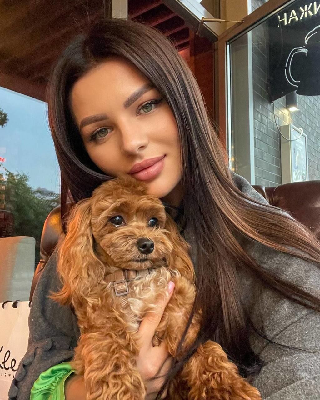 35 y.o. Ruslana from Kyiv, Ukraine - Green eyes, Black Hair - ID 868201 ...