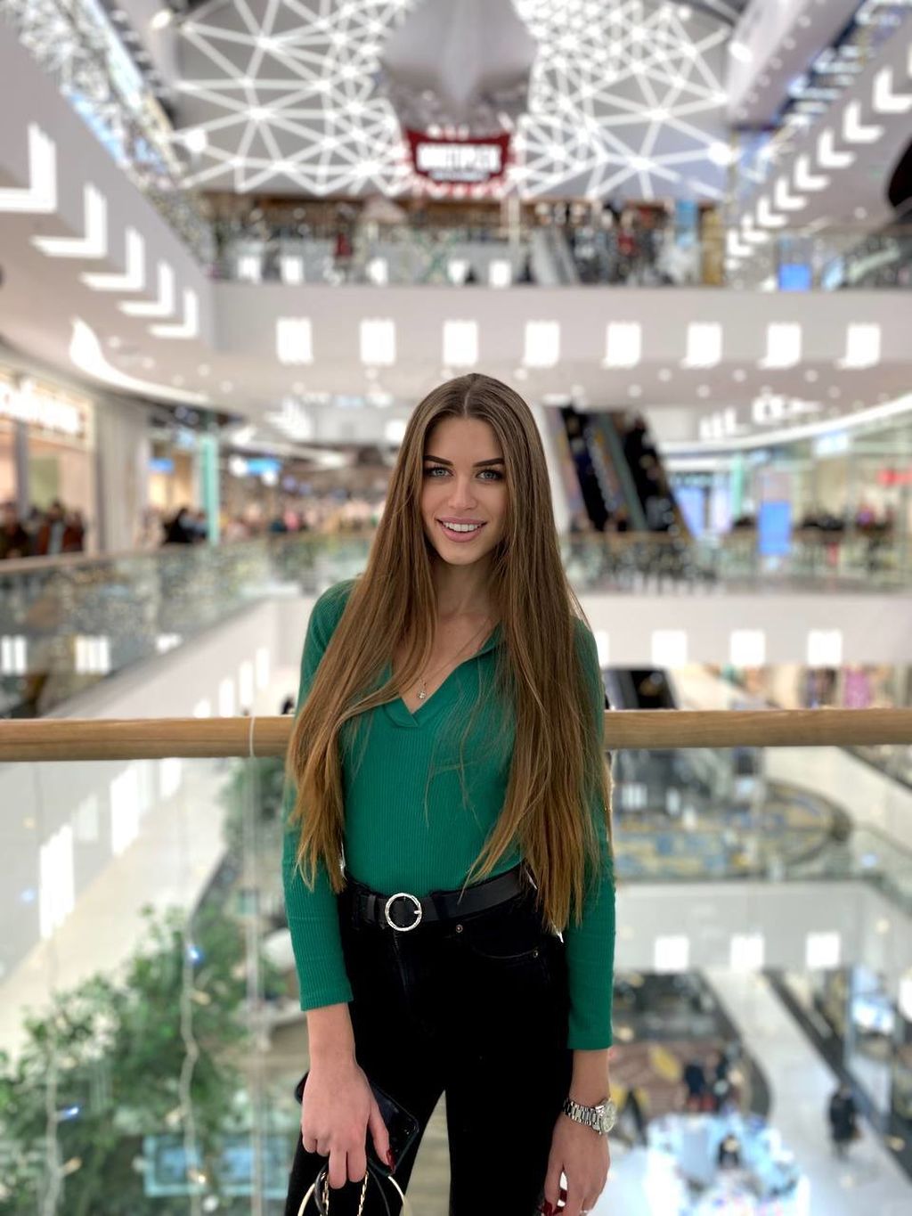 28 y.o. Yuliia from Kyiv, Ukraine - Green eyes, Brown Hair - ID 868450 - GoldenBride.net