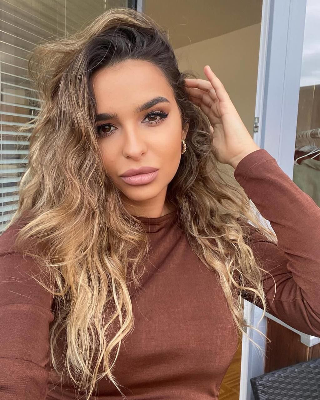 32 y.o. Michaela from Salzburg, Austria - ID 868462 ️ GoldenBride