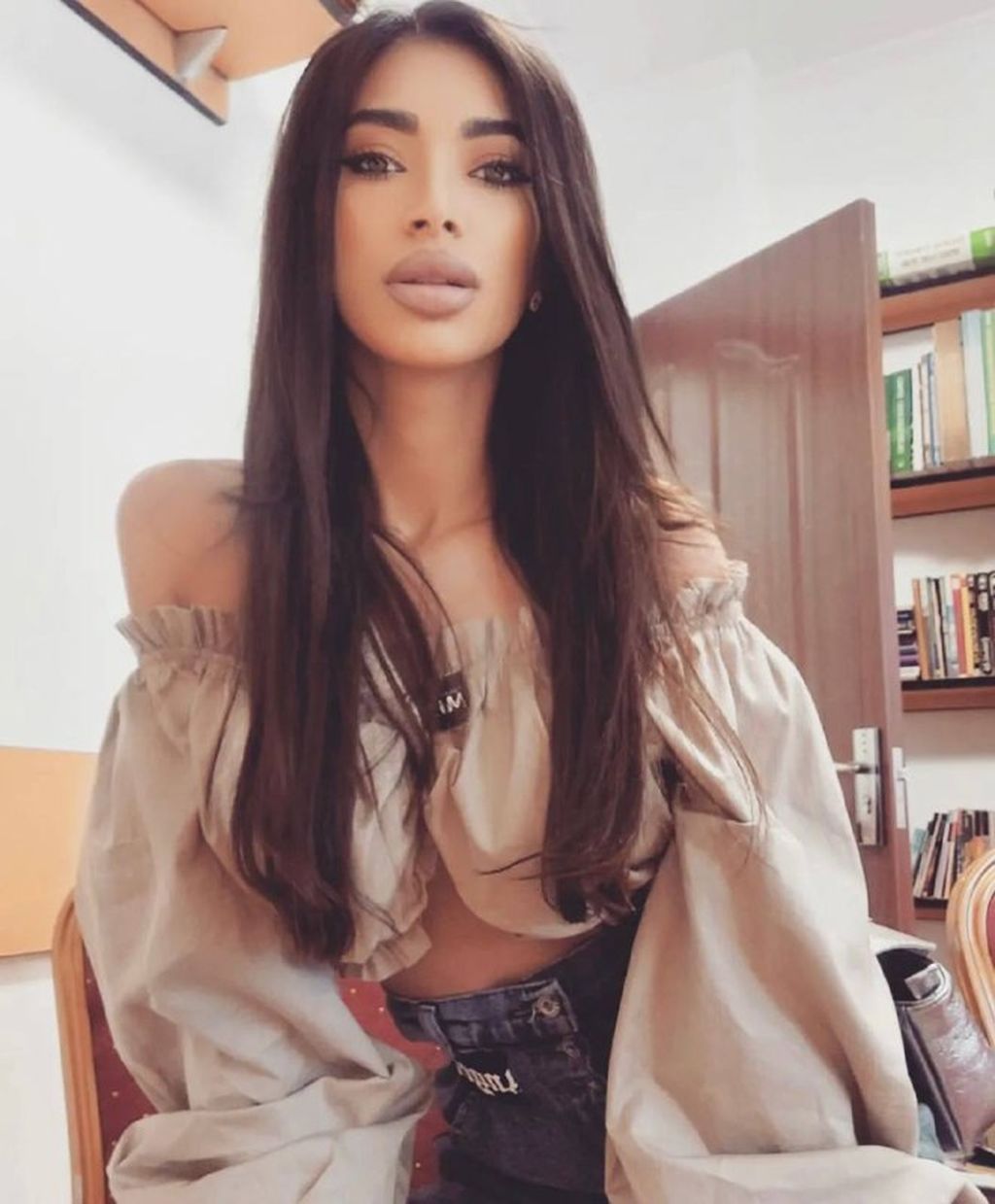 29 y.o. Gratsiela from Sofia, Bulgaria - Brown eyes, Brown Hair - ID 869220 - GoldenBride.net