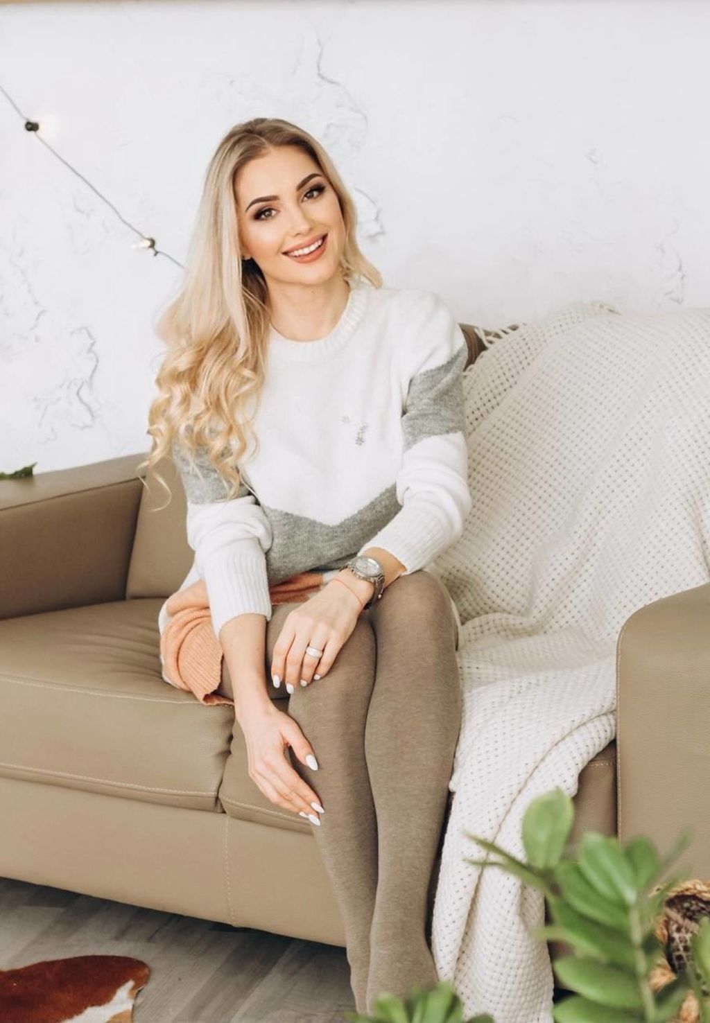 43 y.o. Anna from Kyiv, Ukraine - Green eyes, Blond Hair - ID 870174 ...