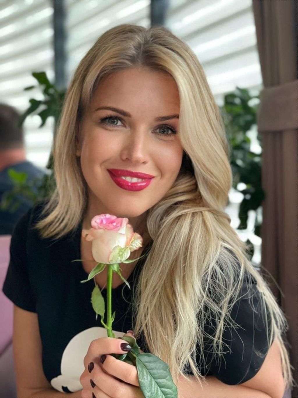 41 y.o. Irina from Lviv, Ukraine - Green eyes, Blond Hair - ID 870690 ...