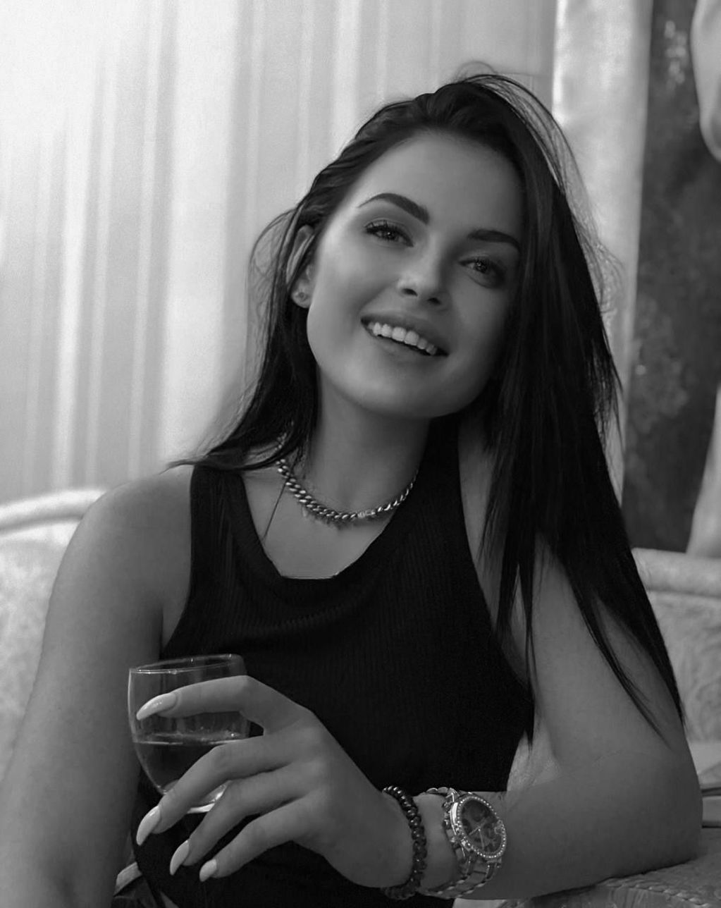 27 y.o. Oksana from Ivano-Frankivsk, Ukraine - Green eyes, Brown Hair ...