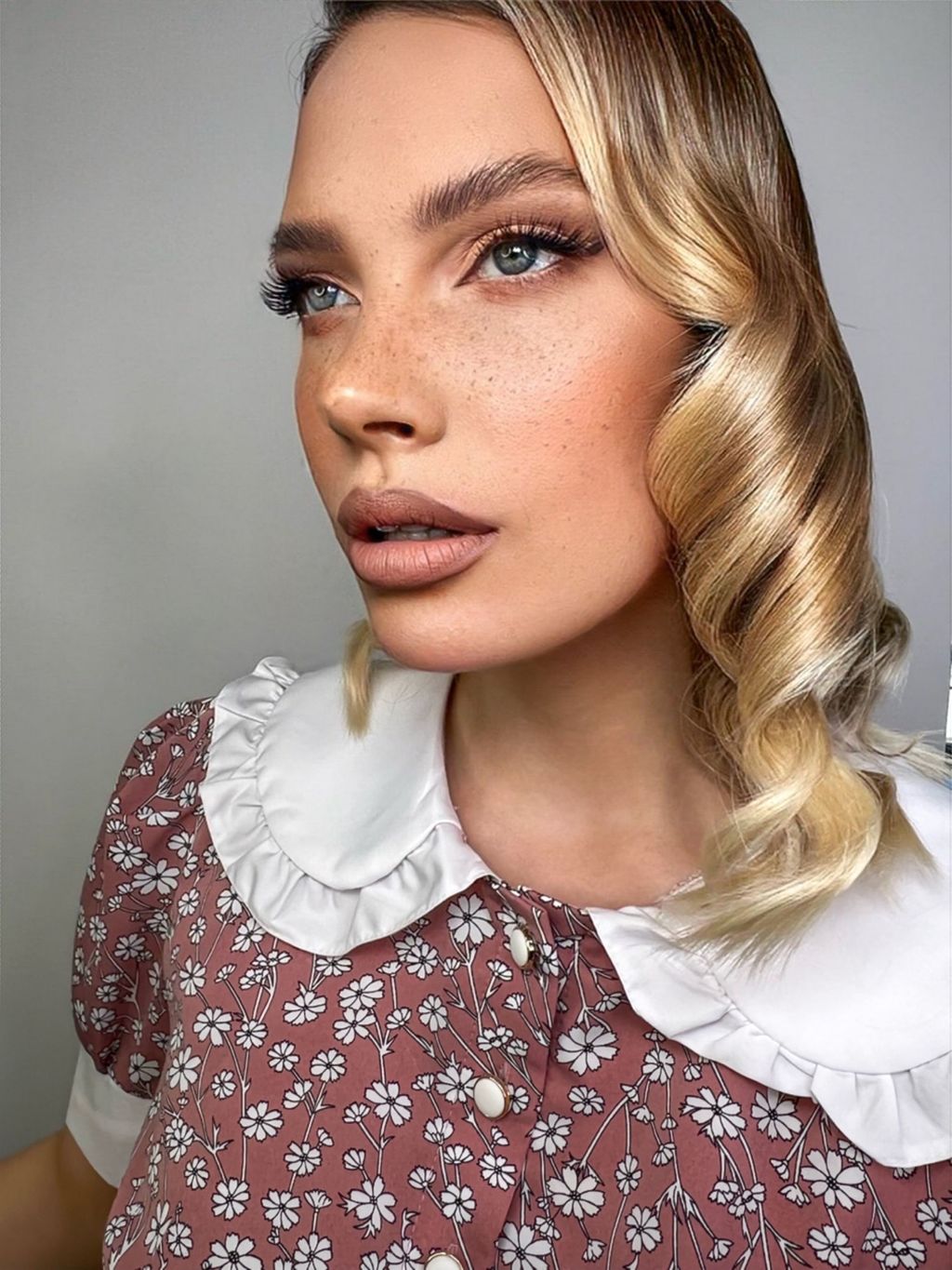 32 y.o. Xeniya from Almaty, Kazakhstan - Blue eyes, Blond Hair - ID ...