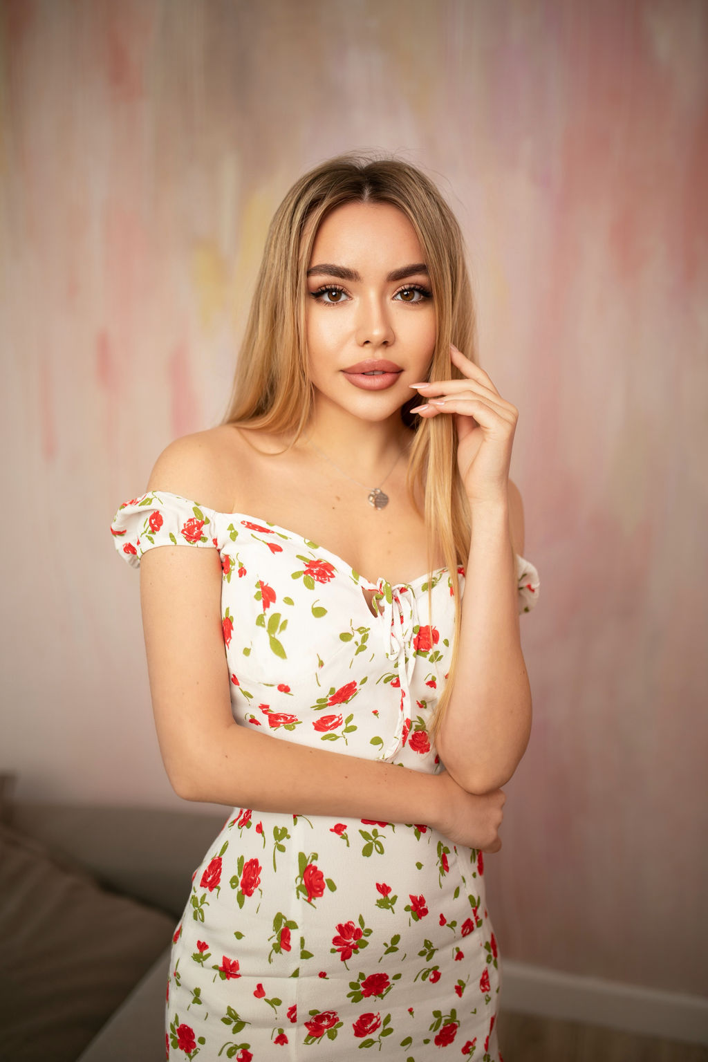 25 y.o. Valerie from Kyiv, Ukraine - Brown eyes, Blond Hair - ID 874949 ...