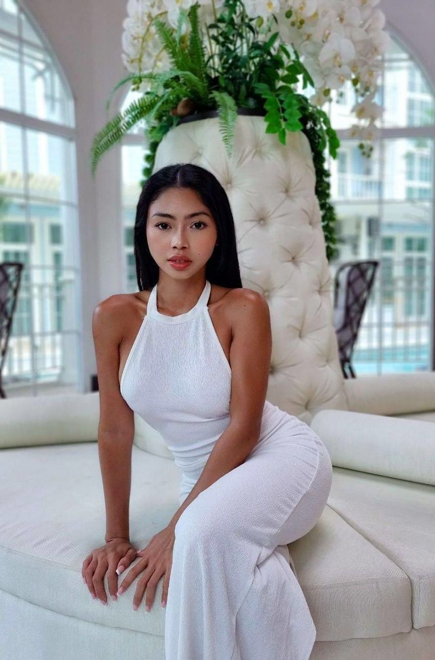 28 y.o. Roselyn from Phuket, Thailand - Hazel eyes, Black Hair - ID 875146 - GoldenBride.net