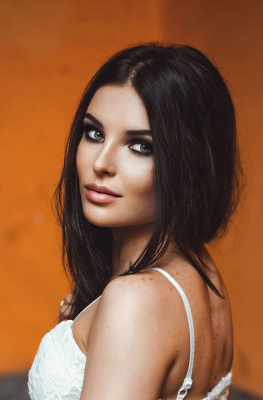 29 y.o. Evgenia from Los Angeles, USA - Blue eyes, Black Hair - ID 875243 - GoldenBride.net