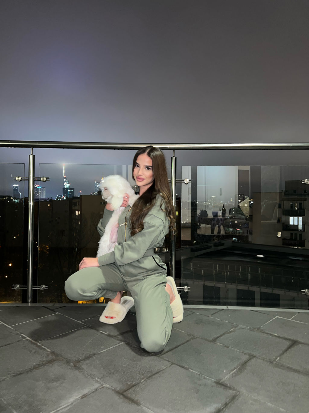 21 y.o. Sabrina from Kyiv, Ukraine - Hazel eyes, Chestnut Hair - ID ...