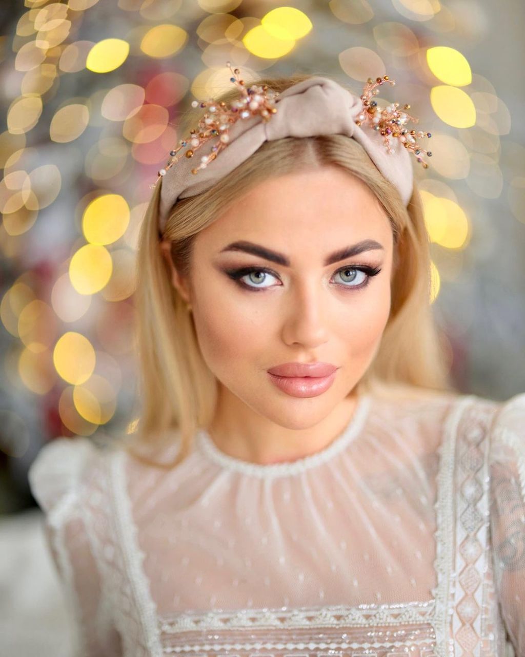 32 y.o. Daria from Kyiv, Ukraine - Green eyes, Blond Hair - ID 880386 ...