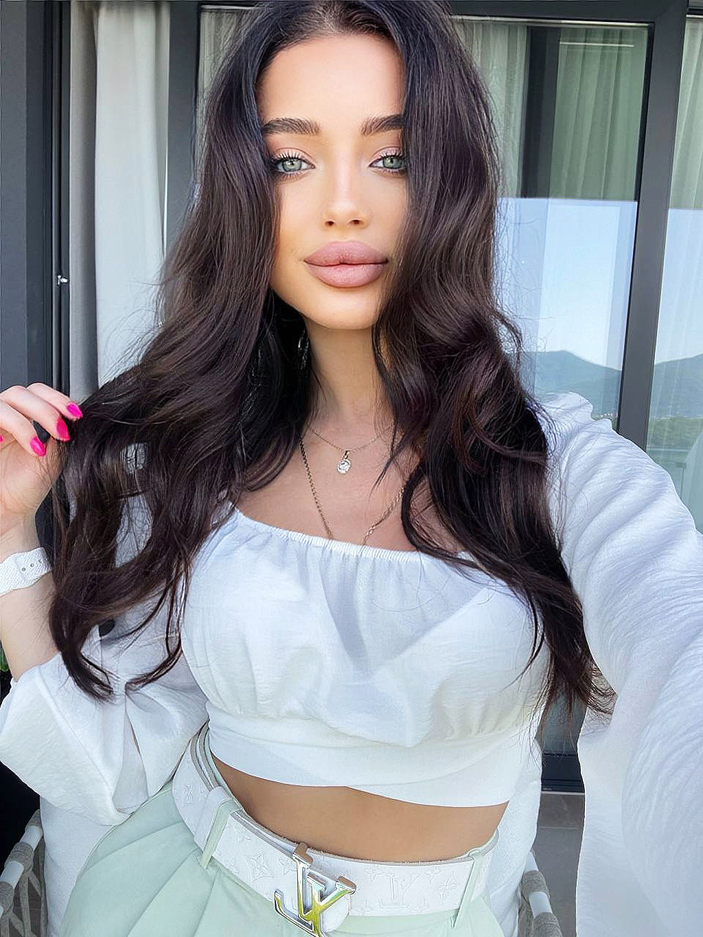 20 y.o. Karolina from Kyiv, Ukraine - Gray eyes, Black Hair - ID 881318 ...