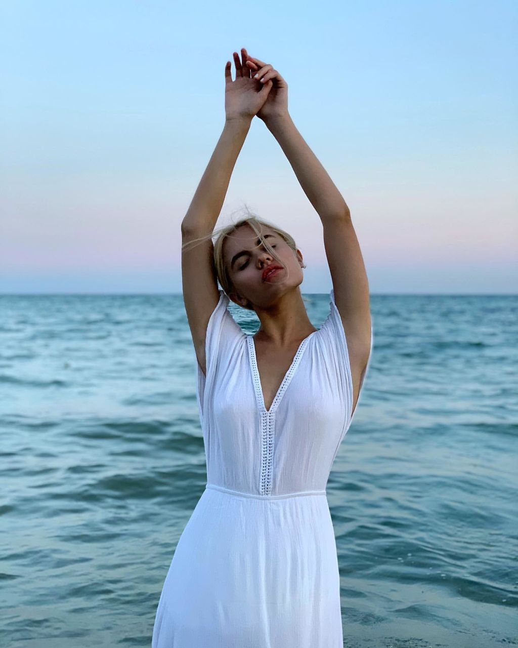 23 y.o. Anastasia from Khmelnytskyi, Ukraine - Green eyes, Blond Hair - ID 883675 - GoldenBride.net