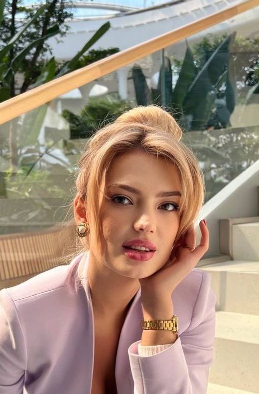 24 y.o. Anhelina from Kyiv, Ukraine - Green eyes, Blond Hair - ID 887055 - GoldenBride.net