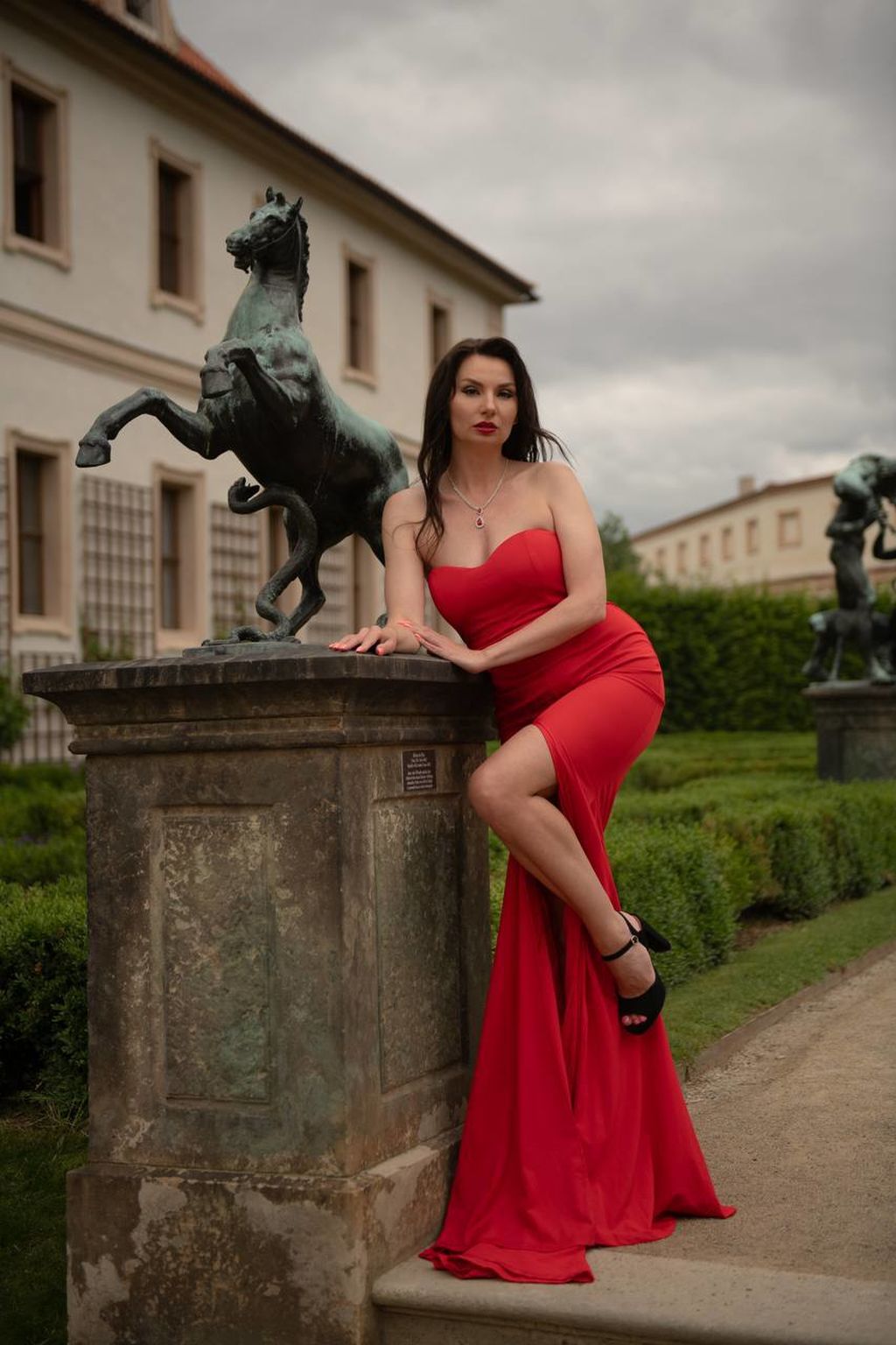 40 y.o. Olga from Kyiv, Ukraine - Brown eyes, Brown Hair - ID 889609 ...