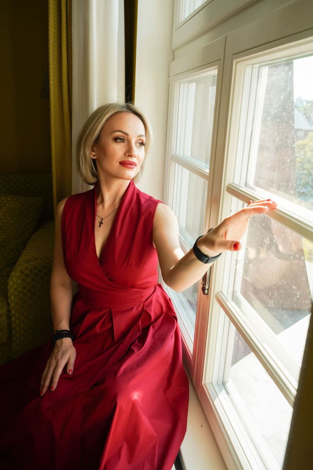 45 y.o. Oksana from Riga, Latvia - Brown eyes, Blond Hair - ID 890477 - GoldenBride.net