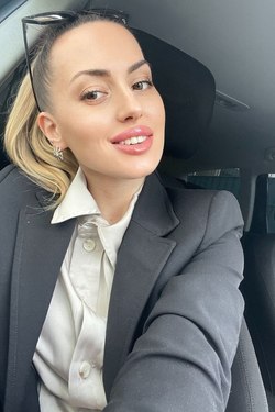 41 y.o. Katerina from Dortmund, Germany - Brown eyes, Blond Hair - ID ...