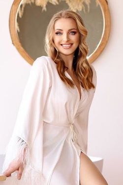 29 y.o. Uliana from Kyiv, Ukraine - Green eyes, Blond Hair - ID 893609 ...