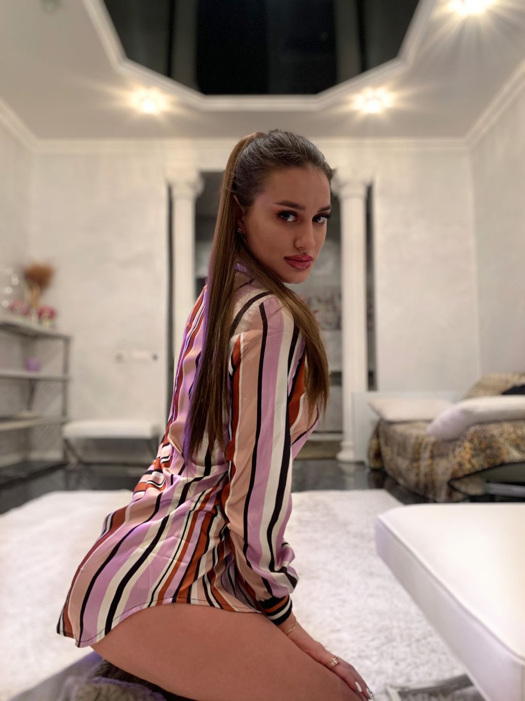 22 y.o. Oryna from Kyiv, Ukraine - Brown eyes, Brown Hair - ID 894446 - GoldenBride.net