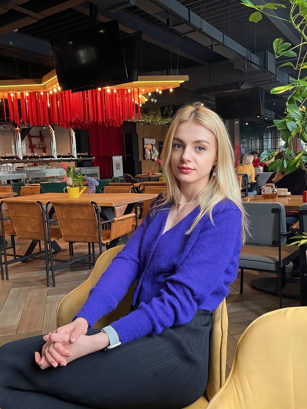 32 y.o. Anna from Kyiv, Ukraine - Brown eyes, Blond Hair - ID 895408 ...