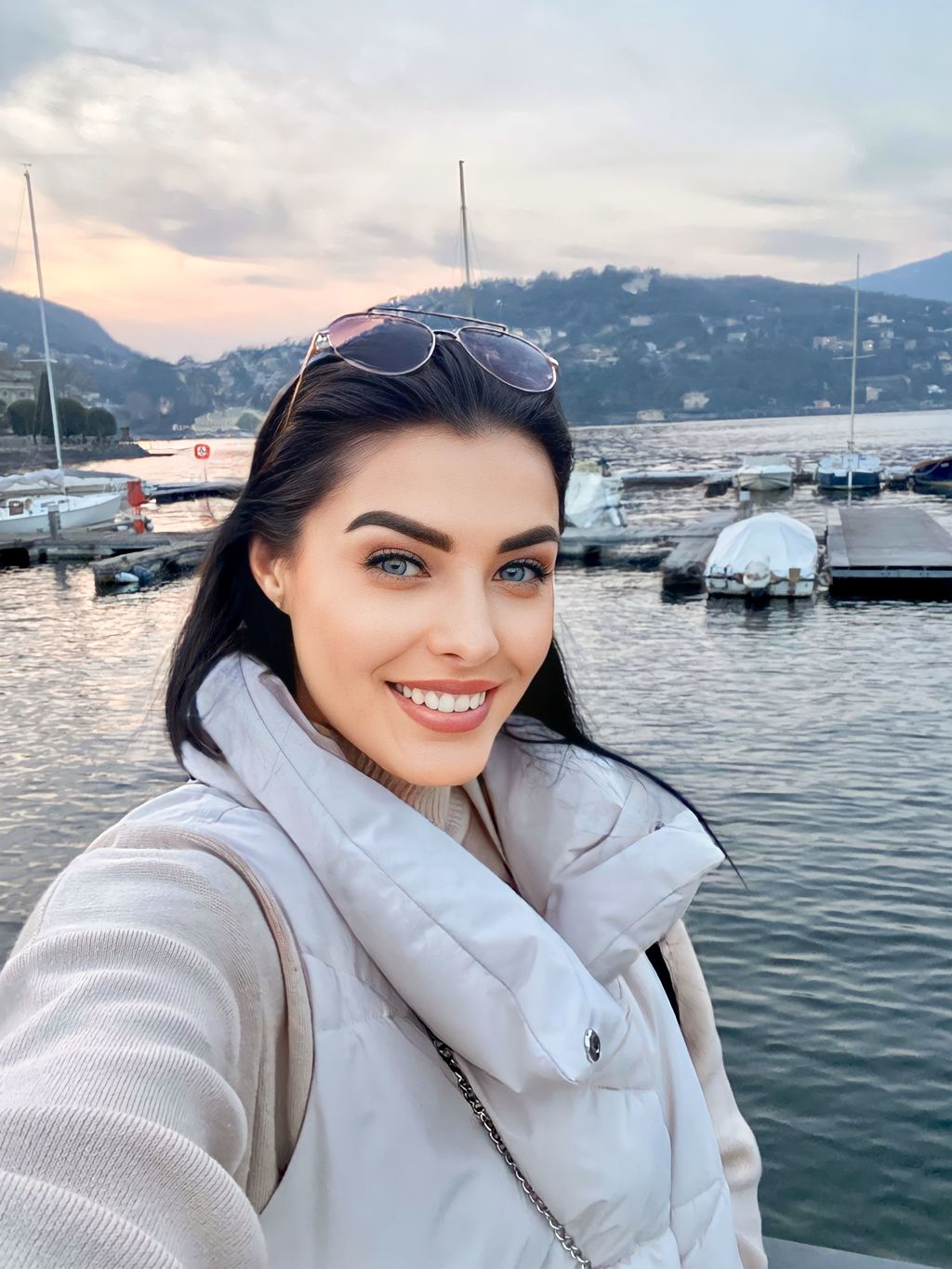 33 y.o. Oleksandra from Kyiv, Ukraine - Blue eyes, Black Hair - ID ...