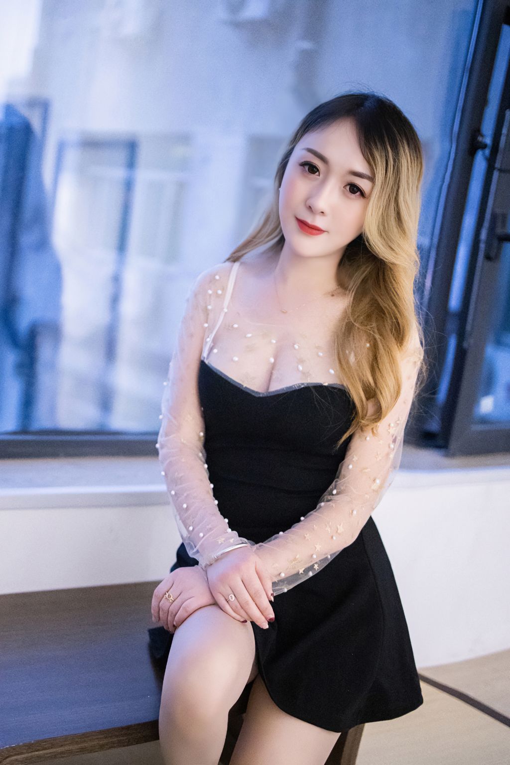 36 y.o. Astrid from Guangzhou, China - Brown eyes, Blond Hair - ID 898209 - GoldenBride.net