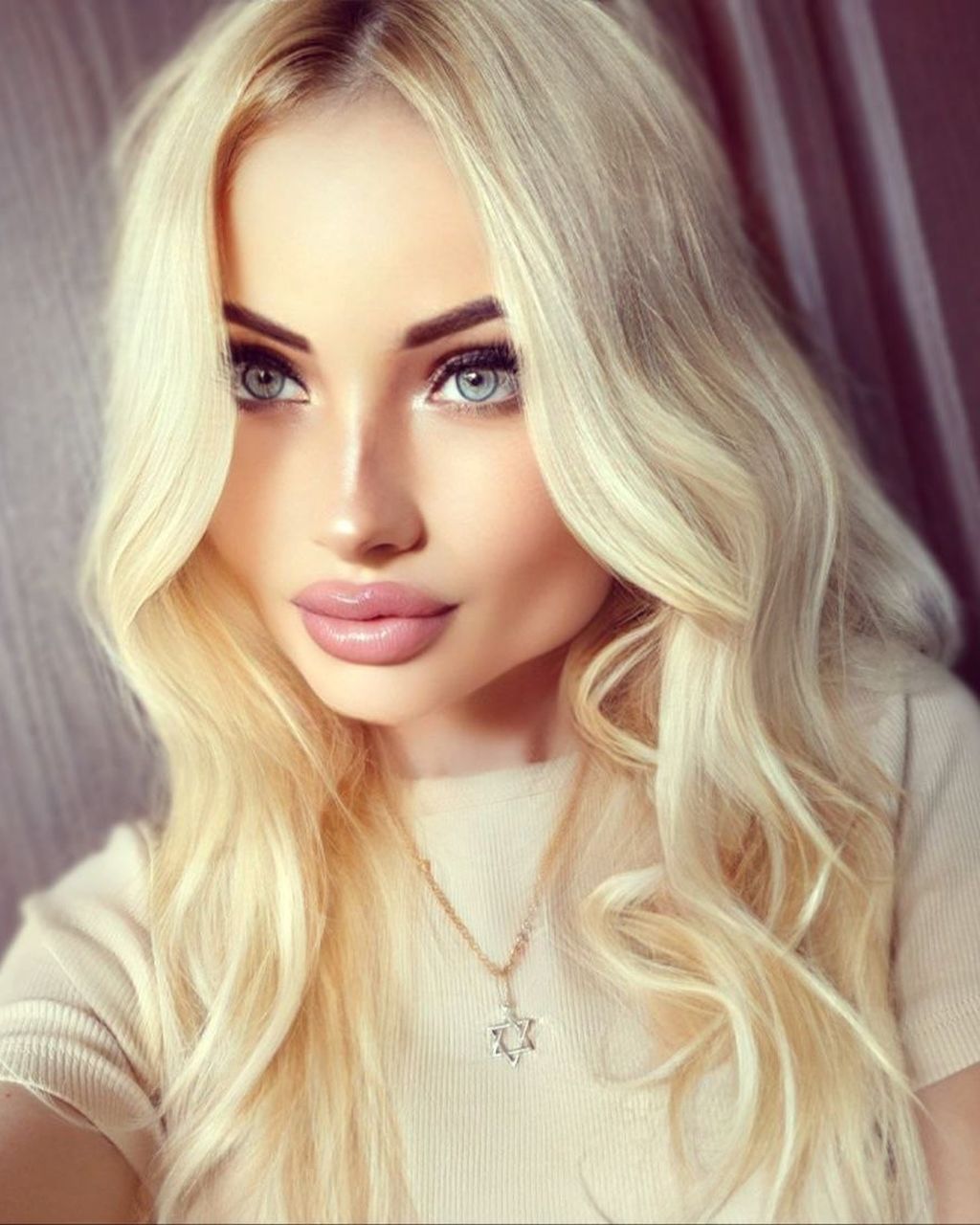 26 y.o. Anastasia from Dnipro, Ukraine - Green eyes, Blond Hair - ID ...