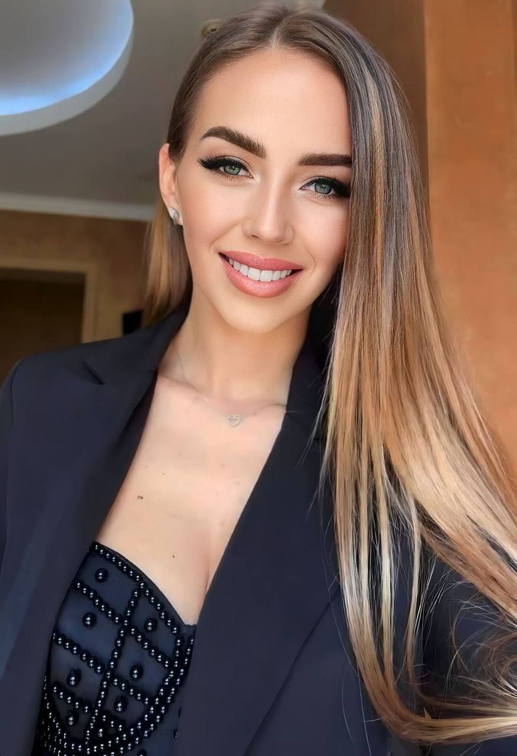 25 y.o. Irina from Kyiv, Ukraine - Blue eyes, Brown Hair - ID 906359 ...