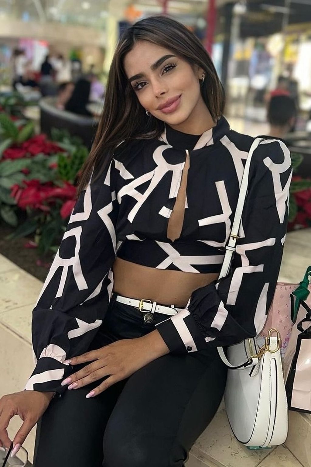 Meet 24 y.o. Manuela from Medellín, Colombia Online - ID 11932414 - UaDates