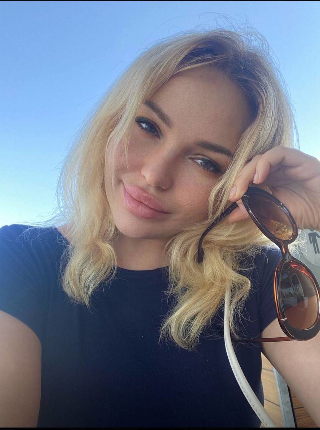 43 y.o. Larysa from Dnipro, Ukraine - Green eyes, Blond Hair - ID 911124 - GoldenBride.net