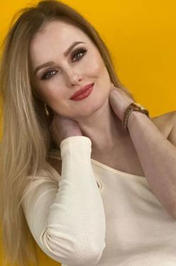 46 y.o. Lilia from Kyiv, Ukraine - Blue eyes, Blond Hair - ID 911699 ...