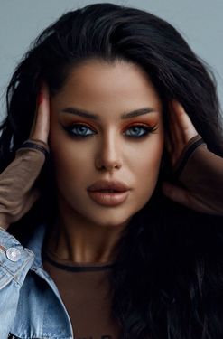 30 y.o. Maryna from Kyiv, Ukraine - Gray eyes, Black Hair - ID 952266 ...