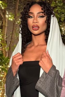 30 y.o. Yomaira from Madrid, Spain - Brown eyes, Brown Hair - ID 988176 ...