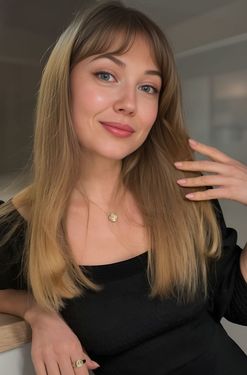 42 y.o. Vera from Dresden, Germany - Gray eyes, Brown Hair - ID 989030 ...