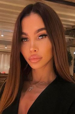 40 y.o. Valentyna from Kyiv, Ukraine - Blue eyes, Brown Hair - ID 901019 - GoldenBride.net