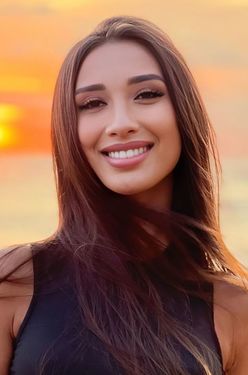 29 y.o. Anna from Miami, USA - Hazel eyes, Brown Hair - ID 964260 ...