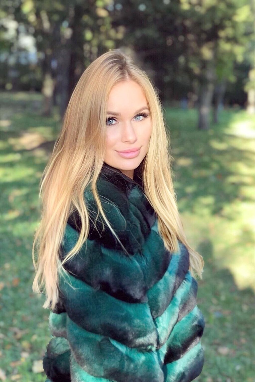 31 y.o. Elena from Porto, Portugal - Blue eyes, Blond Hair - ID 875975 ...